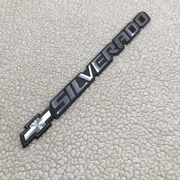 chevrolet | Other | Chevrolet Silverado 50 2500 3500 Tailgate Emblem ...
